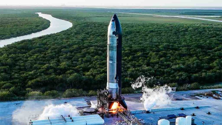 Starship performs single-engine static fire test for Flight 10 - EONMSK ...