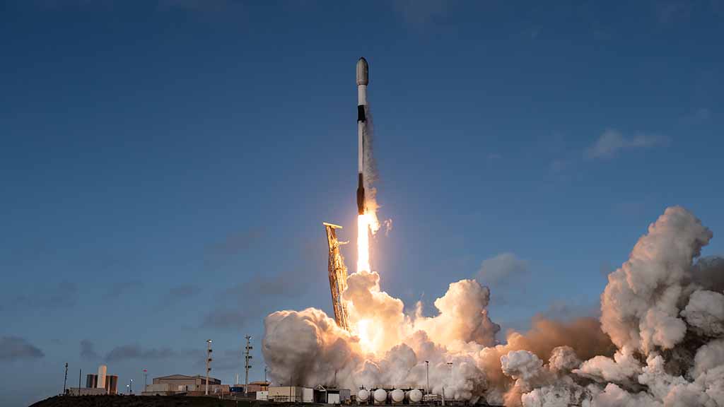 SpaceX reused Falcon 9 booster 1088 for the third time in 23 days ...