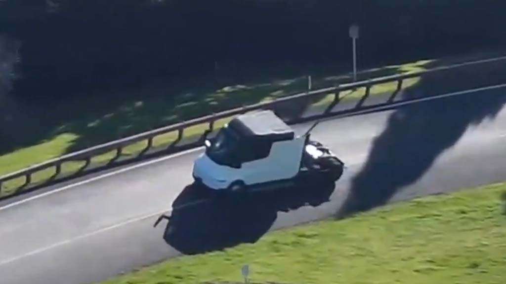 Redesigned Tesla Semi truck hits the road for testing - EONMSK News