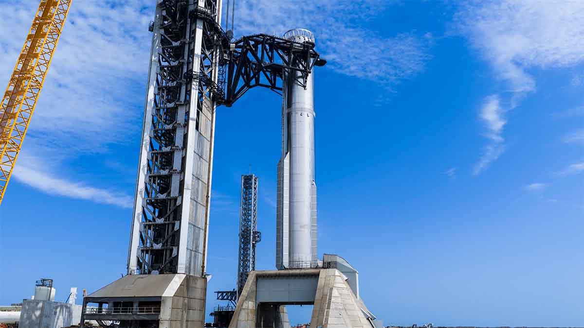 SpaceX confirmed Super Heavy V3 and Launch Pad 2 ready for preflight ...